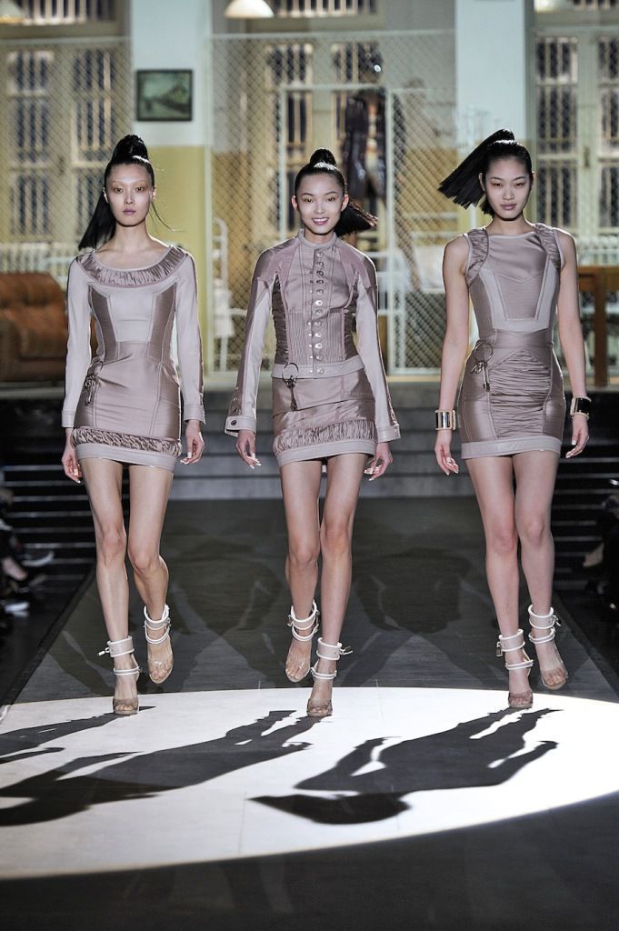 Dsquared² interrupted girls - Crem's Blog